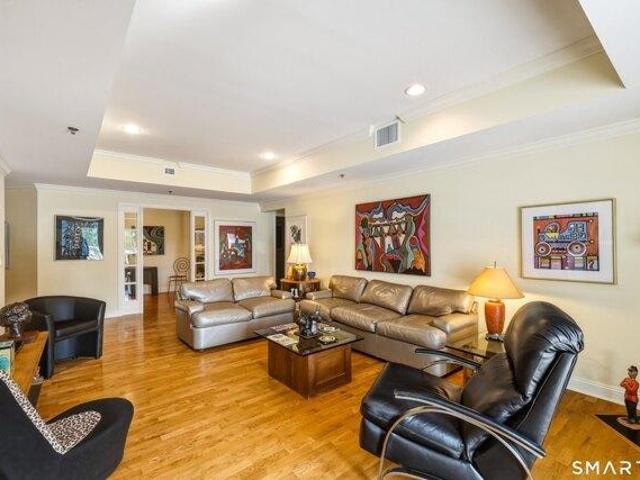 condo with 2 bedroom, West Hartford CT ES105207820
