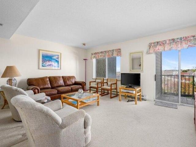 condo with 2 bedroom, West Harwich MA ES104832325