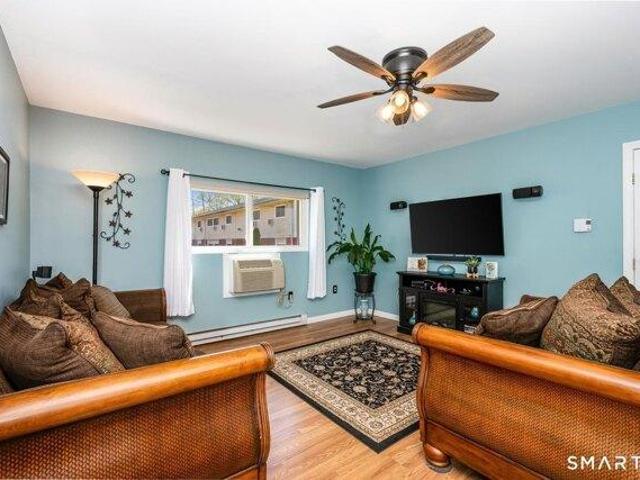 condo with 2 bedroom, West Haven CT ES104296181