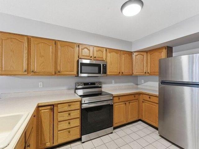 condo with 2 bedroom, West Springfield MA ES105143613