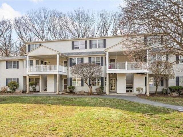 condo with 2 bedroom, West Warwick RI DS101896992