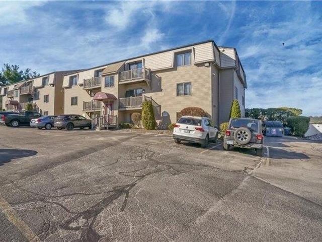 condo with 2 bedroom, West Warwick RI DS102409269