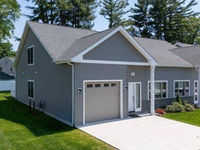 condo with 2 bedroom, West Warwick RI ES103494982