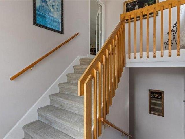condo with 2 bedroom, West Warwick RI ES105254797