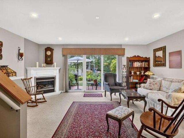 condo with 2 bedroom, West Yarmouth MA ES103667105