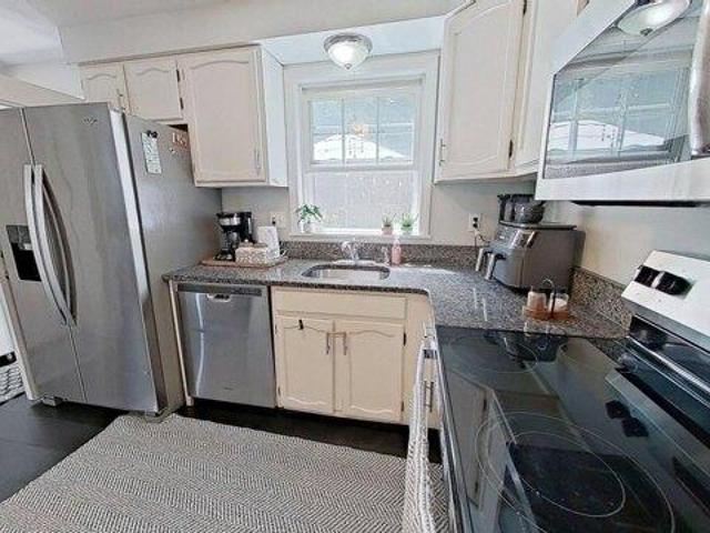 condo with 2 bedroom, West Yarmouth MA ES103968526