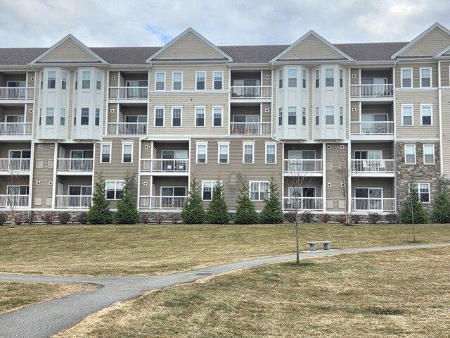 condo with 2 bedroom, Westborough MA DLS102089754