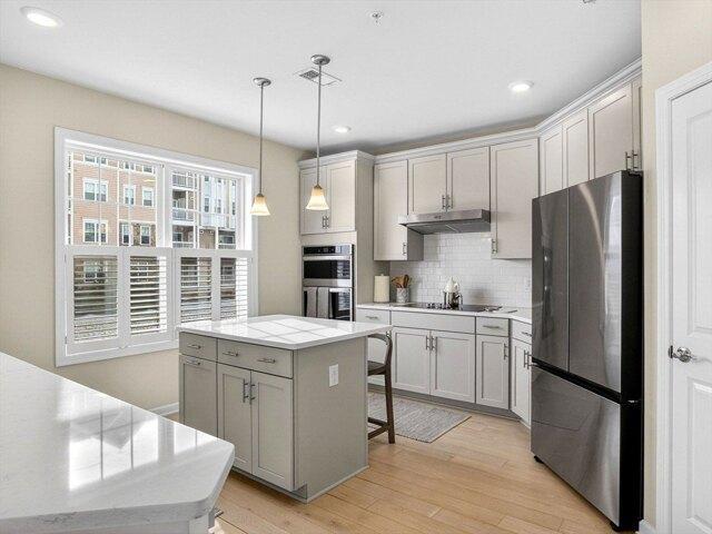 condo with 2 bedroom, Westborough MA DS102317024