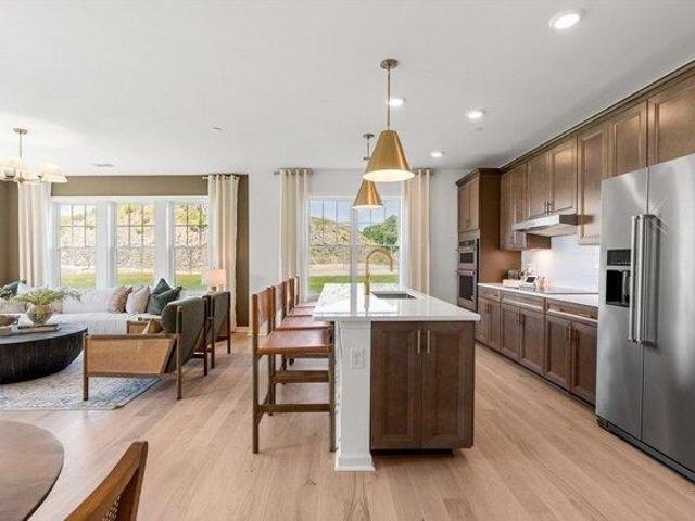 condo with 2 bedroom, Westborough MA DS102585524