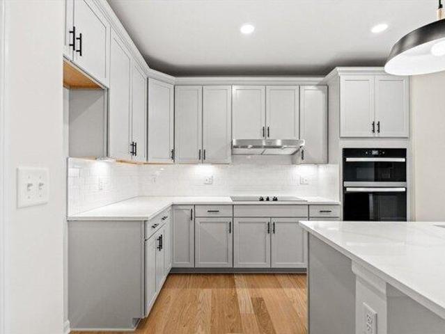 condo with 2 bedroom, Westborough MA DS102670161