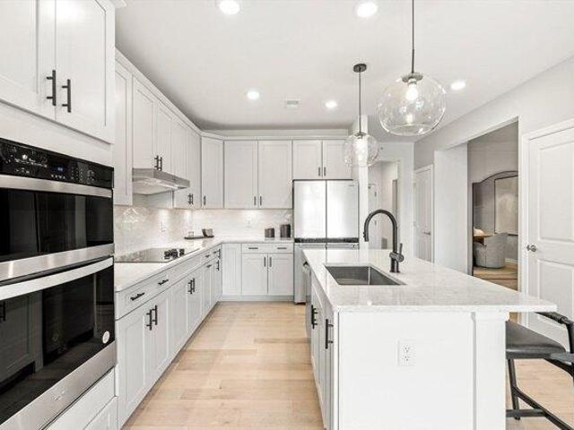 condo with 2 bedroom, Westborough MA DS103035929
