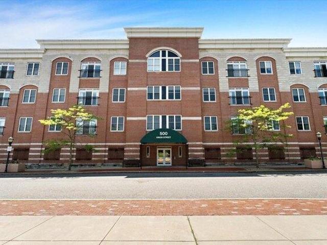 condo with 2 bedroom, Westborough MA DS104263584