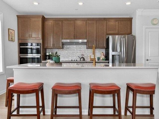 condo with 2 bedroom, Westborough MA ES103848286