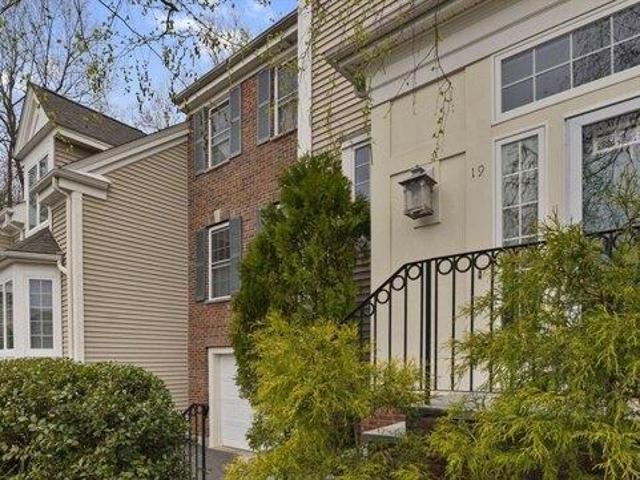 condo with 2 bedroom, Westborough MA ES104406932
