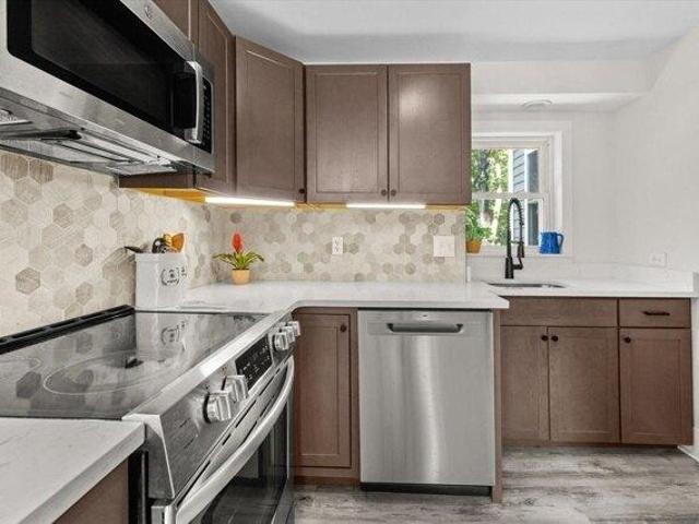 condo with 2 bedroom, Westborough MA ES104809536
