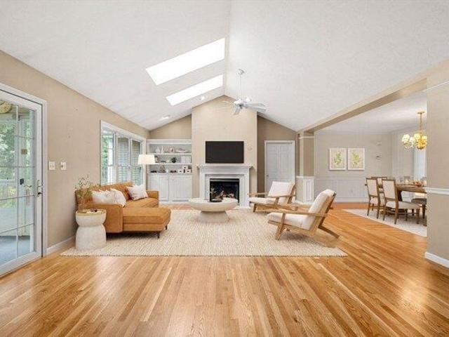 condo with 2 bedroom, Westborough MA ES105061273