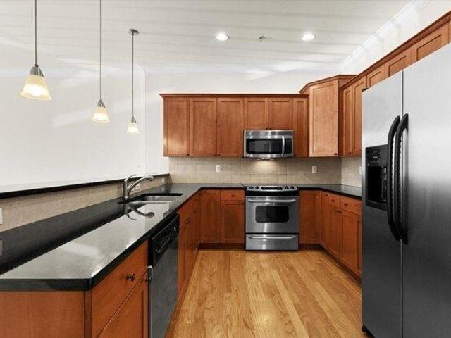 condo with 2 bedroom, Westborough MA ES105093572