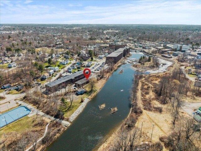 condo with 2 bedroom, Westbrook ME DLS102479230