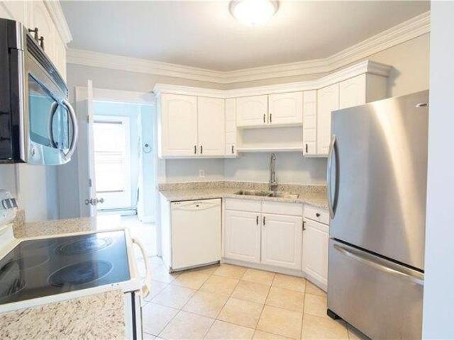 condo with 2 bedroom, Westerly RI DLS101934663