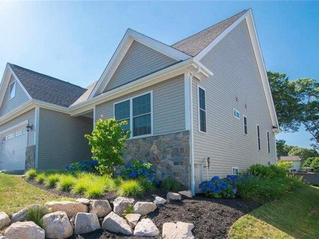 condo with 2 bedroom, Westerly RI DS104264988