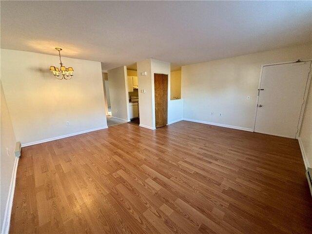condo with 2 bedroom, Westerly RI ES103126640