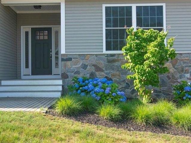 condo with 2 bedroom, Westerly RI ES105096224