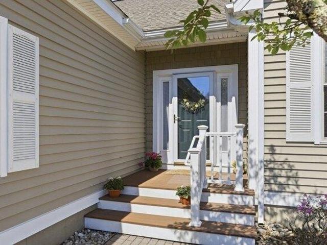 condo with 2 bedroom, Westford MA DS102762355