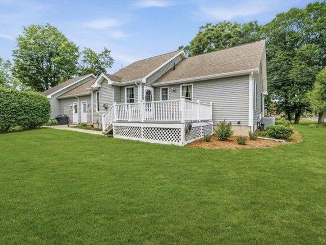 condo with 2 bedroom, Westfield MA ES104921186