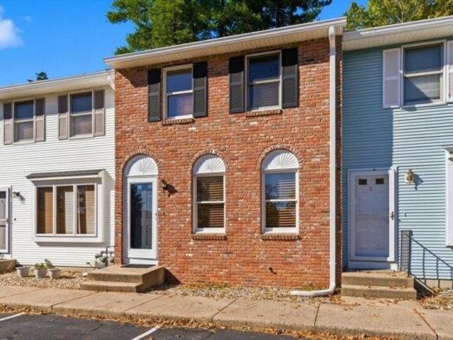 condo with 2 bedroom, Westfield MA ES104234777