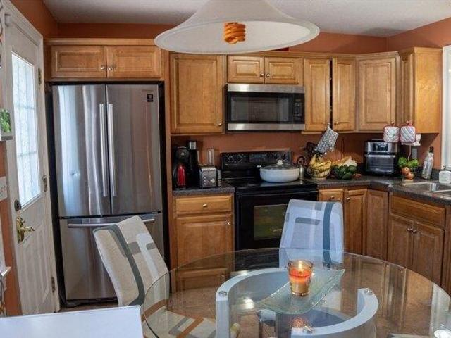 condo with 2 bedroom, Westfield MA ES105207672