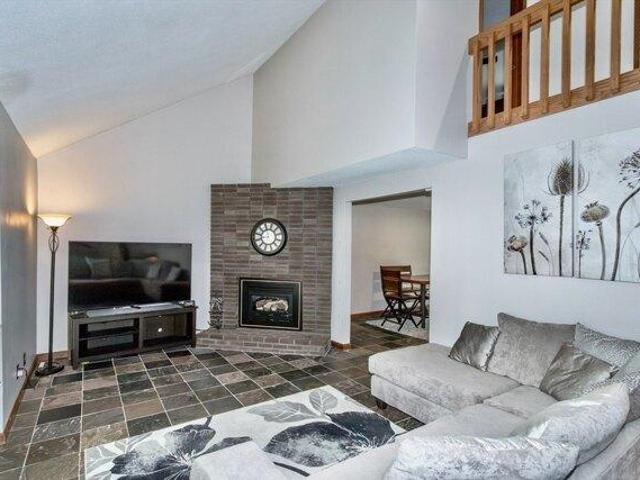 condo with 2 bedroom, Westfield MA ES105351500
