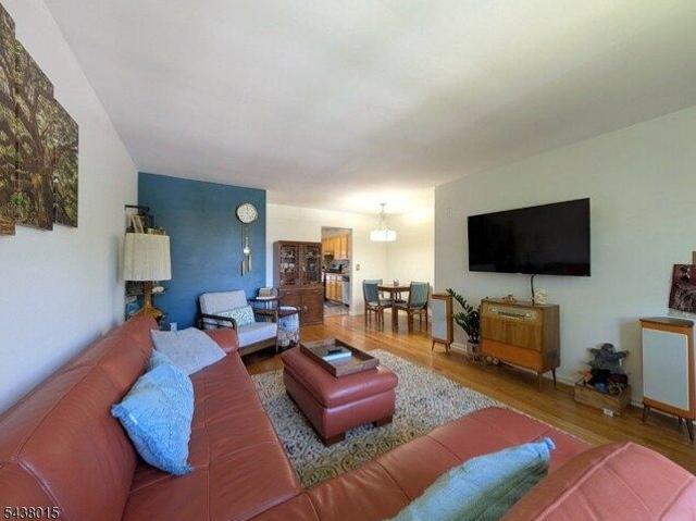 condo with 2 bedroom, Westfield NJ ES105192870