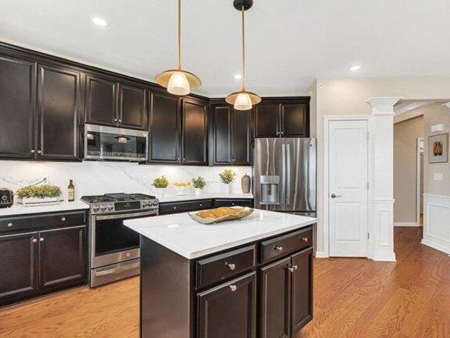 condo with 2 bedroom, Westwood MA DS103074690