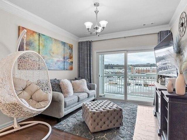 condo with 2 bedroom, Westwood MA ES104541180