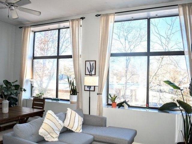 condo with 2 bedroom, Weymouth MA DLS103016863