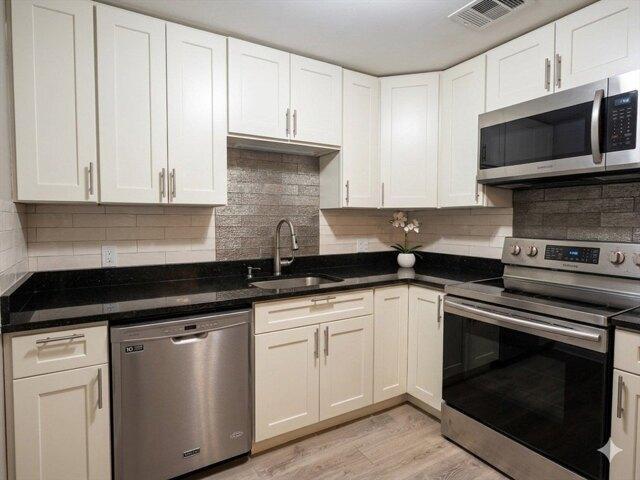 condo with 2 bedroom, Weymouth MA DS102529501