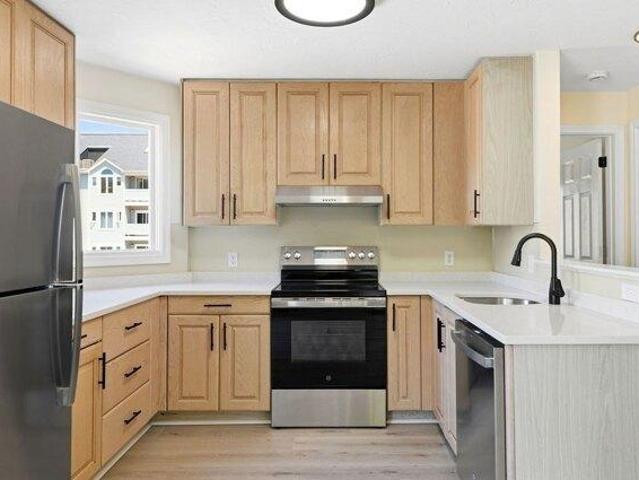 condo with 2 bedroom, Weymouth MA ES104078181