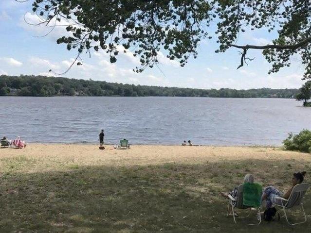 condo with 2 bedroom, Weymouth MA ES104441031