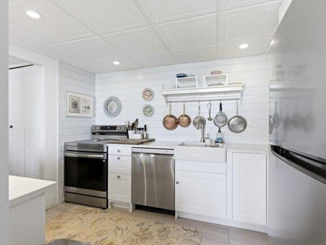 condo with 2 bedroom, Weymouth MA ES104758311