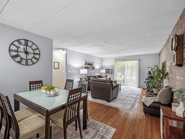 condo with 2 bedroom, Weymouth MA ES104852135
