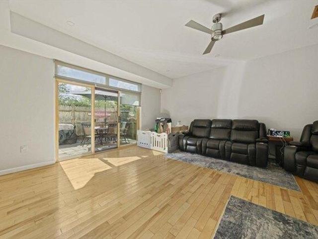 condo with 2 bedroom, Weymouth MA ES105082564