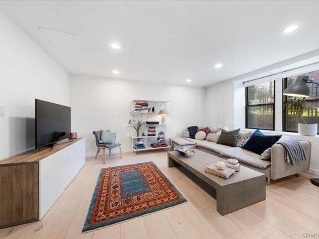 condo with 2 bedroom, White Plains NY DS102561191