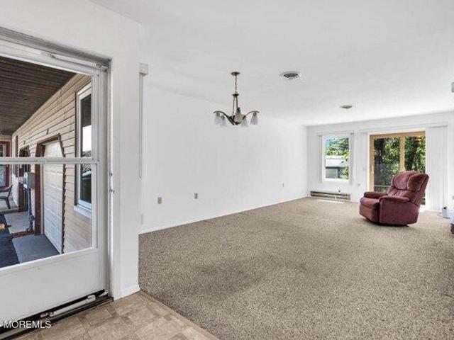 condo with 2 bedroom, Whiting NJ ES104922317