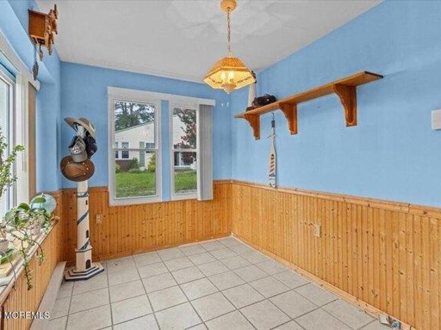 condo with 2 bedroom, Whiting NJ ES105192262