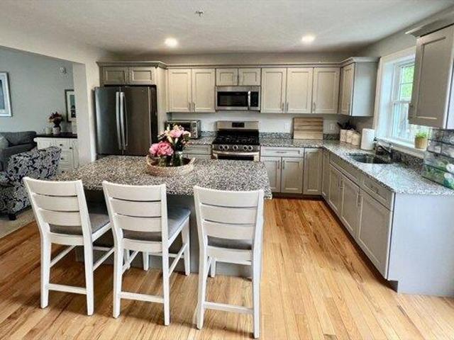 condo with 2 bedroom, Whitman MA DS103098420