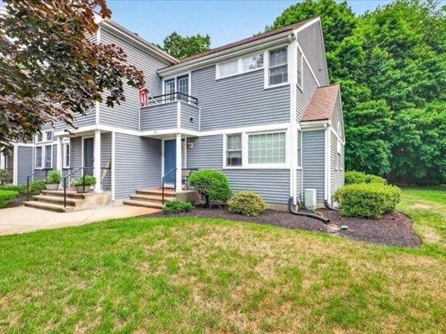 condo with 2 bedroom, Whitman MA ES104849644