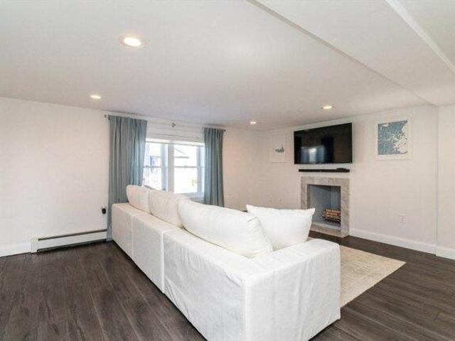 condo with 2 bedroom, Winthrop MA DLS103017066