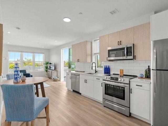 condo with 2 bedroom, Winthrop MA DS102479064