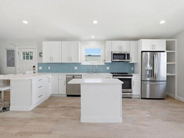 condo with 2 bedroom, Winthrop MA ES103224243
