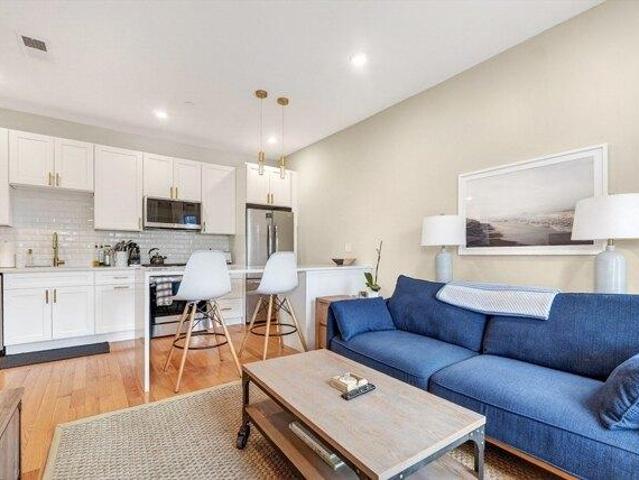 condo with 2 bedroom, Winthrop MA ES103662390